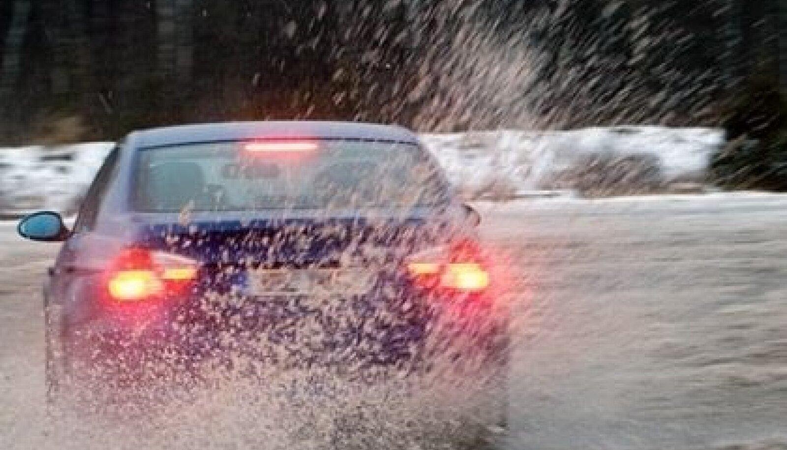 Кнопка ESP off в авто - для чего она? - AUTOPEOPLE